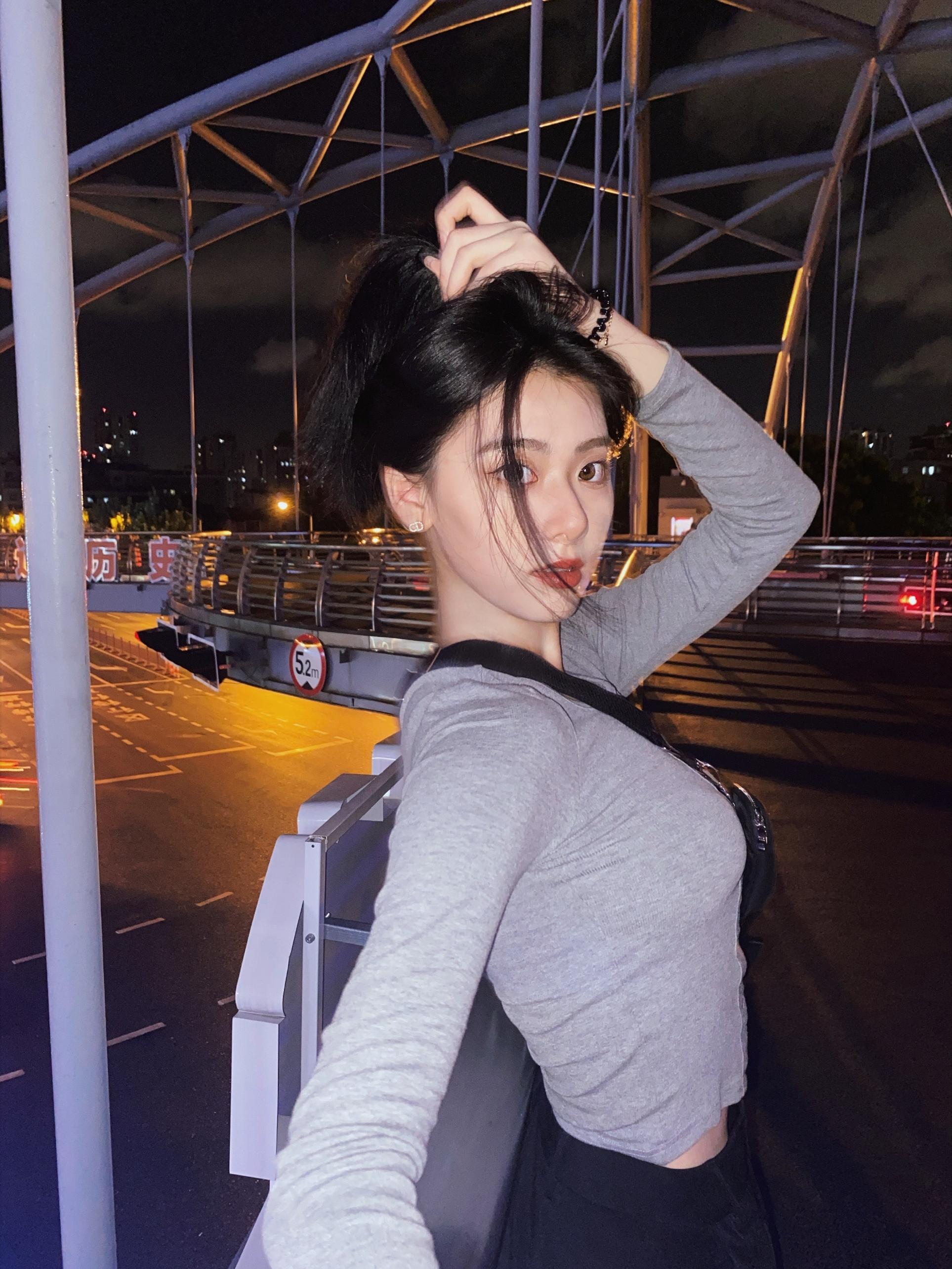 Yang Shiyin, Miss Universe China Champion - iMedia