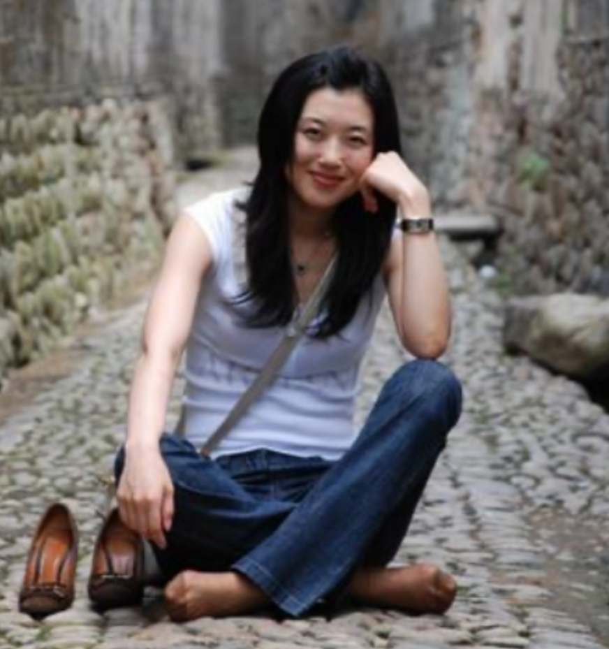 Li Hong: From being forced to marry at the age of 18, to now becoming a ...