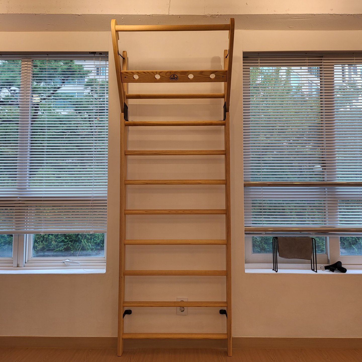 Rescue the hunched over, and use the rib frame to stretch the home to ...