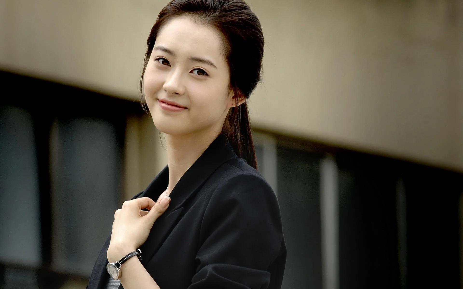 Actress Go Ara - iNEWS