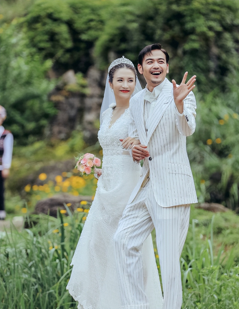 Yang Shuo is so happy!The wife is getting more and more beautiful and ...
