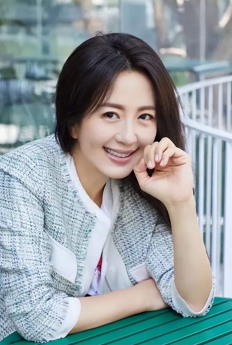 She used to be the "Most Beautiful Host" of CCTV, she was pregnant ...