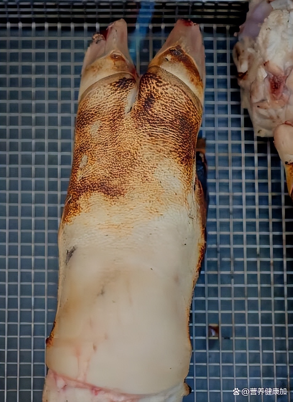 The key steps in processing pig trotters cannot be omitted. Add one ...