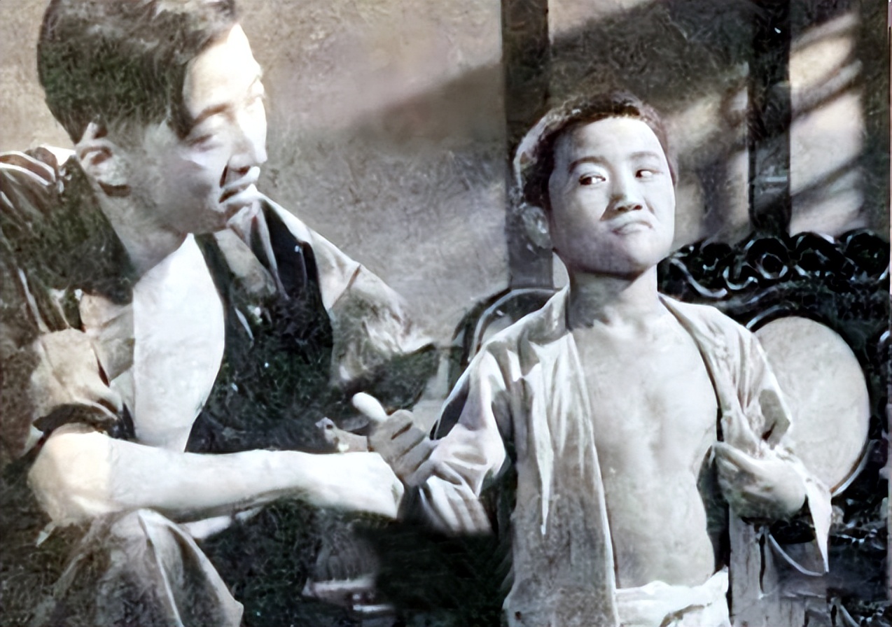 "Gold Medal Supporting Actor" Niu Ben: His son is also an actor, why did his wife wear patched ...