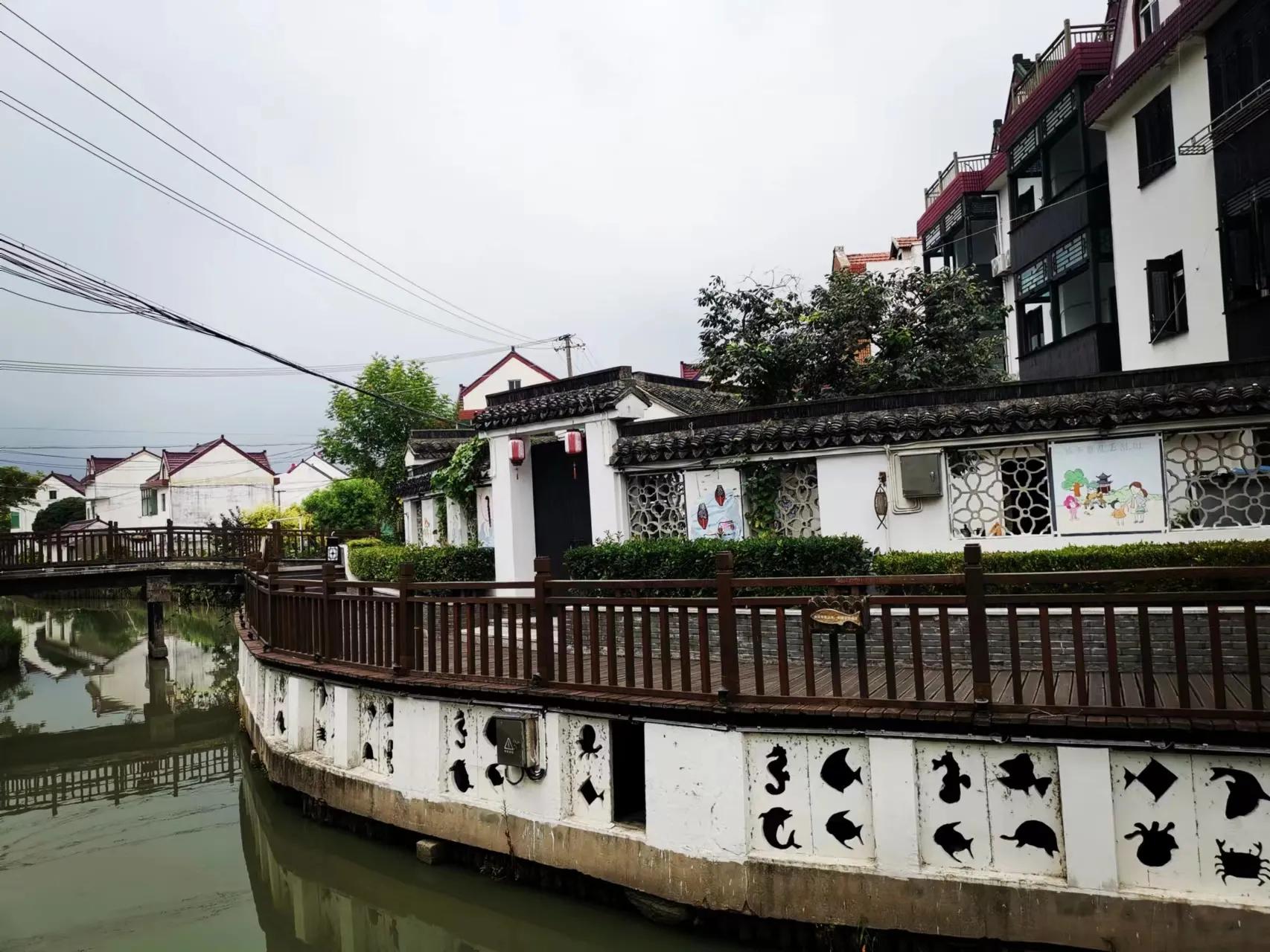 Bodhisattva Man·Suzhou River Bottom Waves (Feng Shujun) - iNEWS