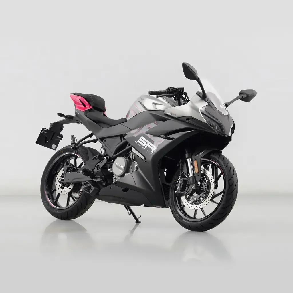 Just want to ride Shuai Chunfeng 250SR - iNEWS