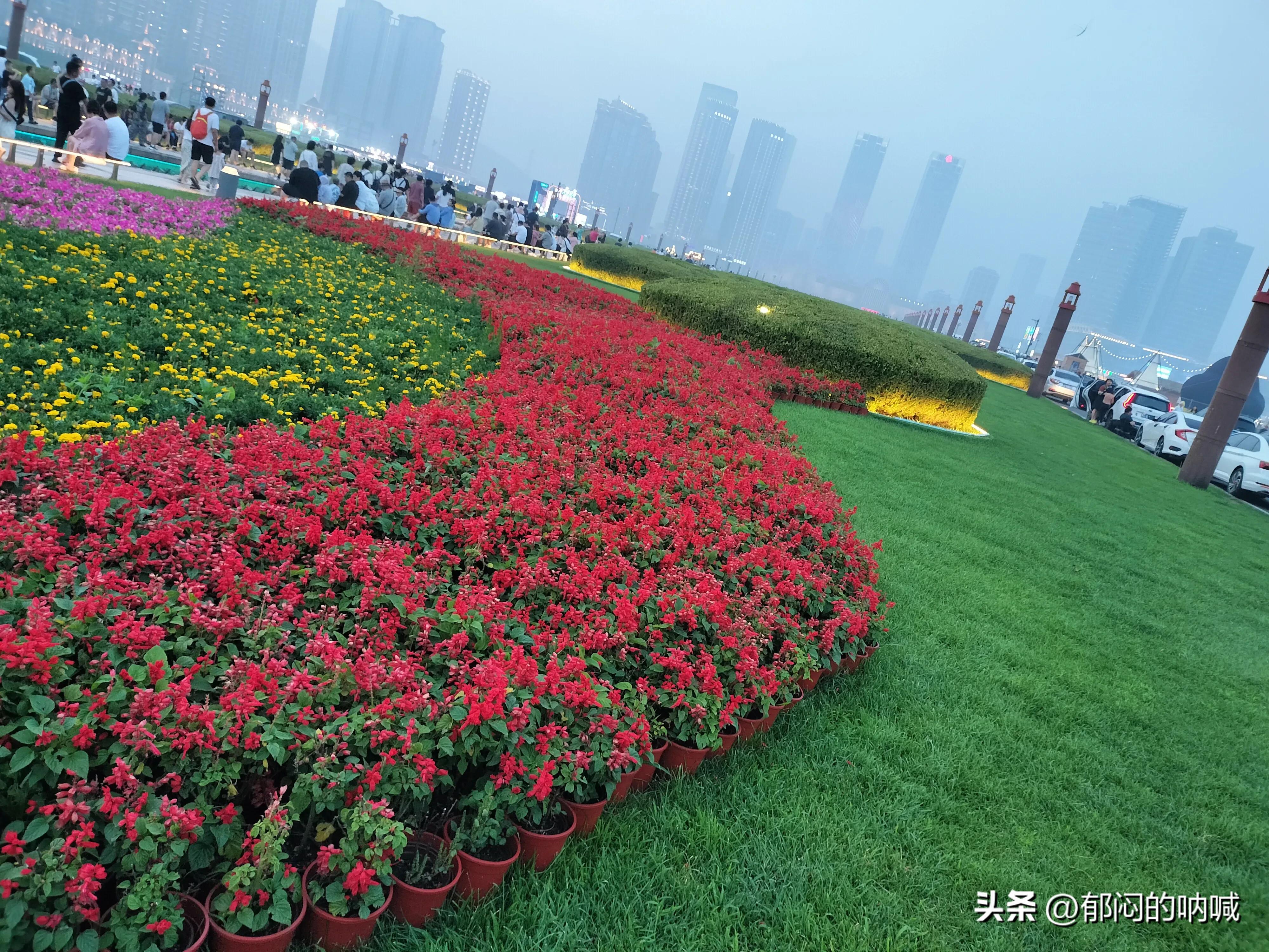 Xinghai Square, a Pearl of Dalian City - iNEWS