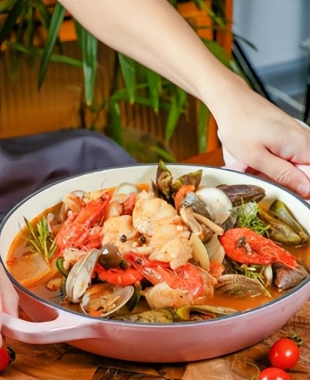 A special dish that can be made at home "French Sea Emperor Soup" - iNEWS