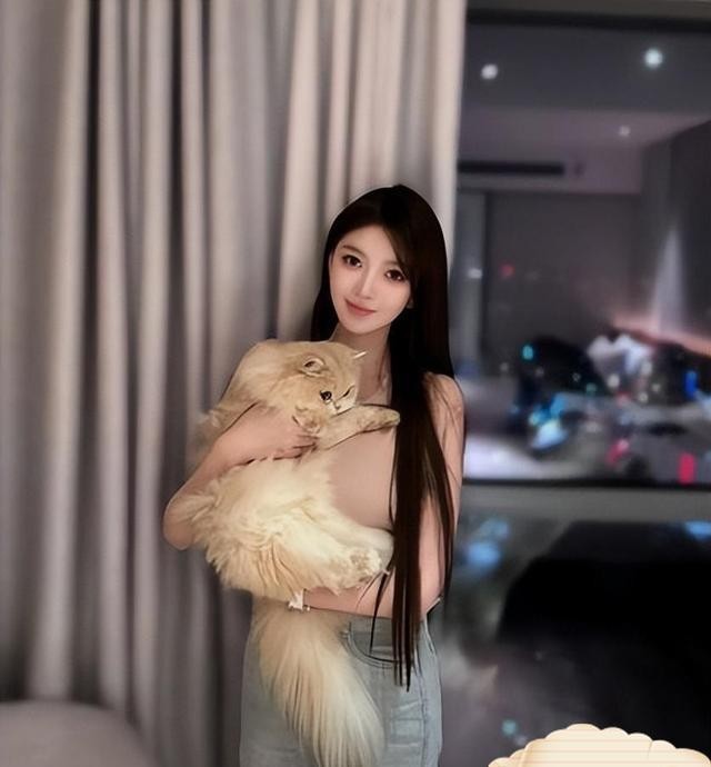 Ye Ke was revealed to be pregnant. Huang Xiaoming dotes on her, but ...