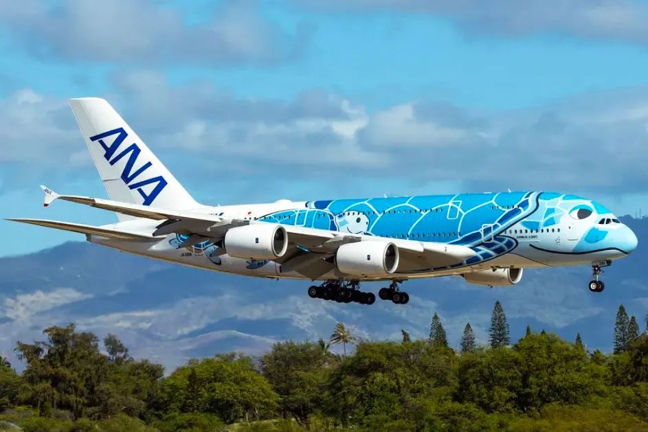 Which airlines still operate the A380? Which short-haul routes have the ...