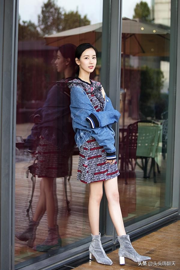 Chen Duling's beautiful legs picture - iNEWS