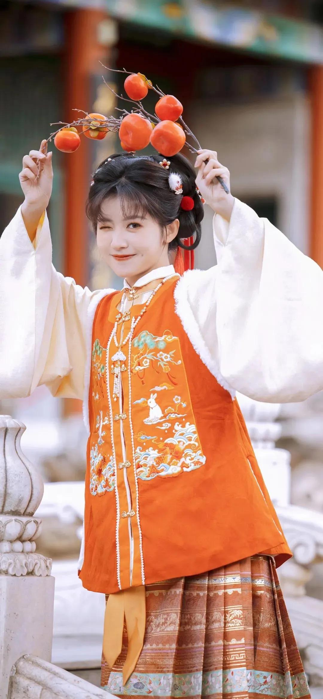 Lai Meiyun's ancient style photo - iNEWS