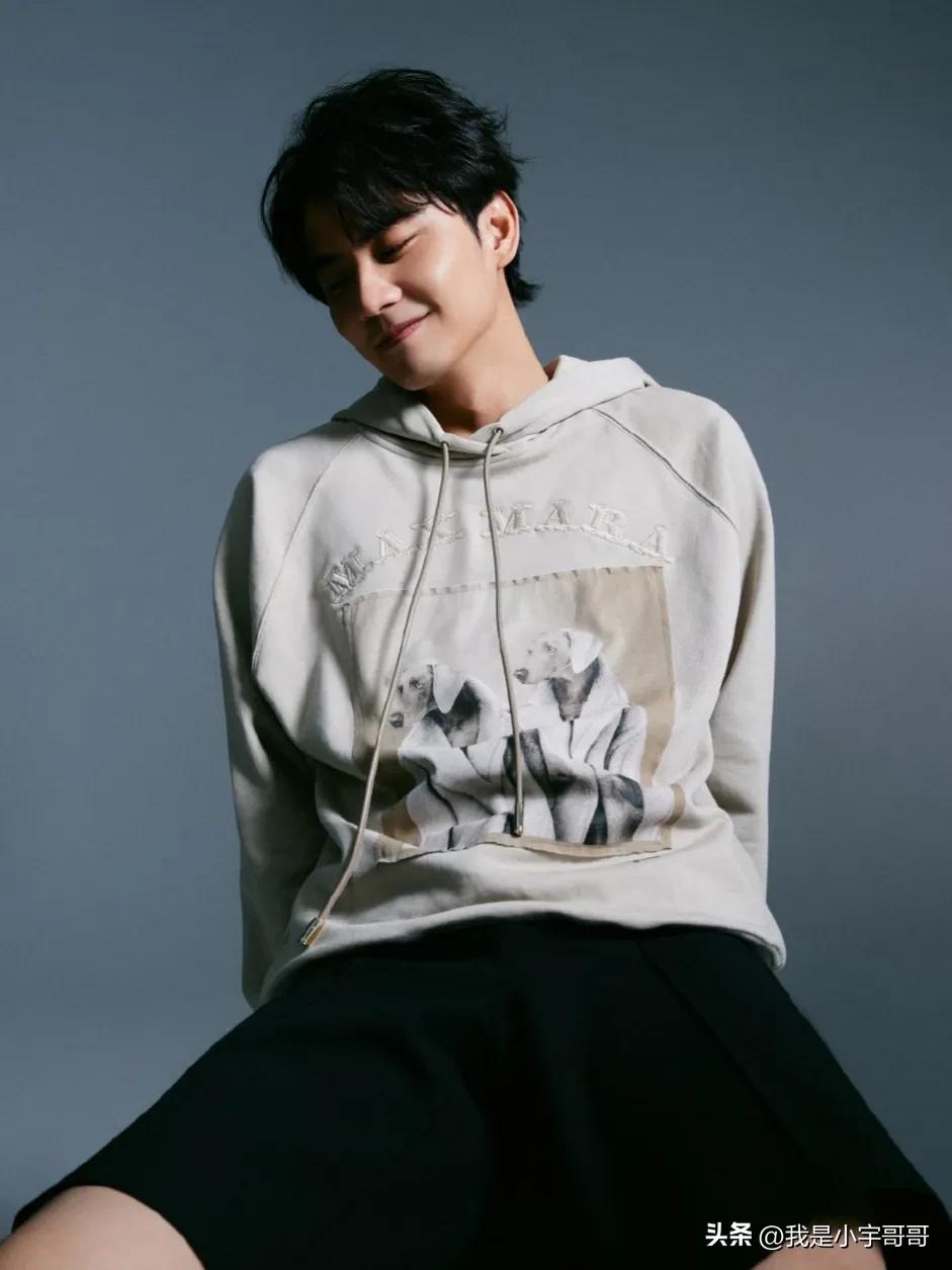 Chen Xinhai has a handsome appearance and a superior figure, and his ...