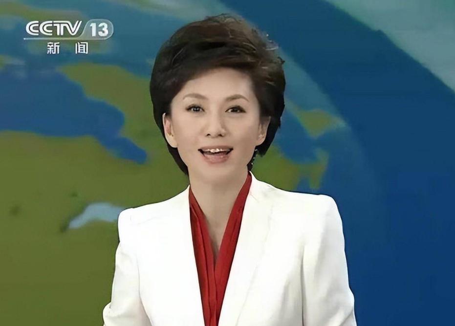 Known as "the most beautiful host of CCTV", she has worked without ...