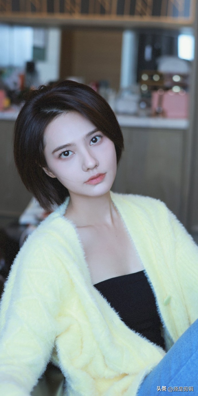 Jiang Peiyao's gentle wallpaper collection - iNEWS