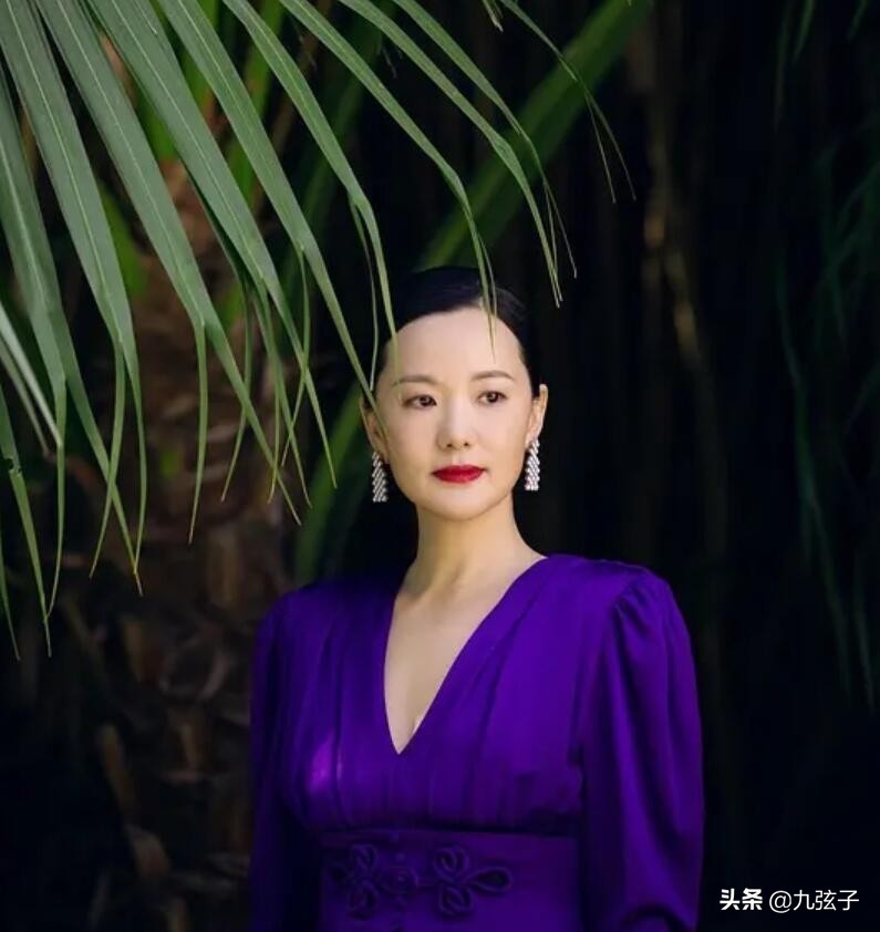 Yongmei, a late bloomer: her husband is in debt and never leaves, won ...