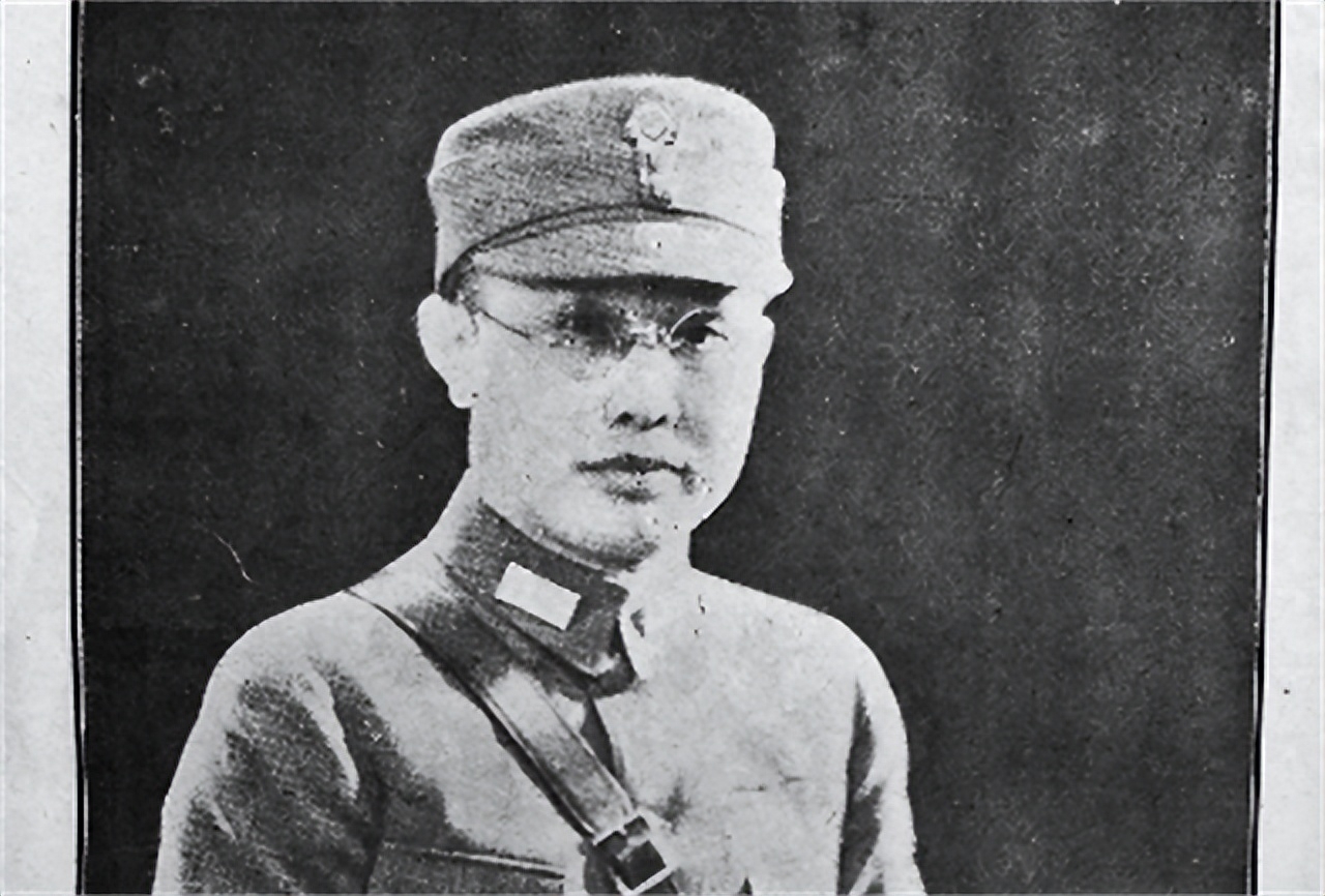 In the Battle of Liaoshen, the PLA captured the enemy commander, and ...