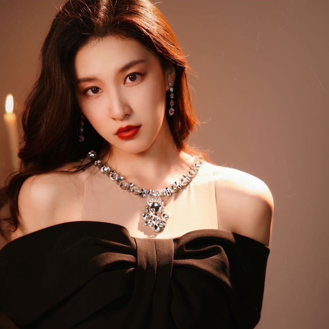 Du Yuchen, the fresh and elegant goddess fan, the white moonlight in ...