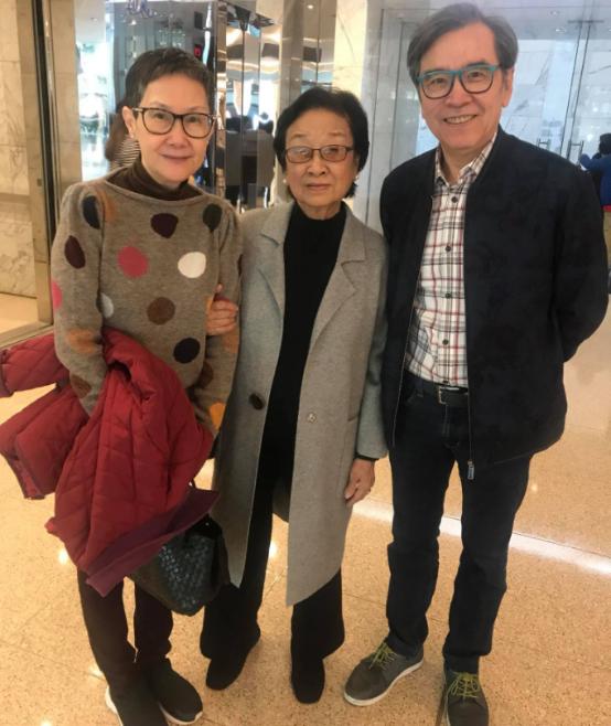 88-year-old well-known host Fang Tai rarely shows up, suffering from ...