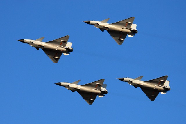 After J-10A is replaced with a new radar, its performance is stronger ...