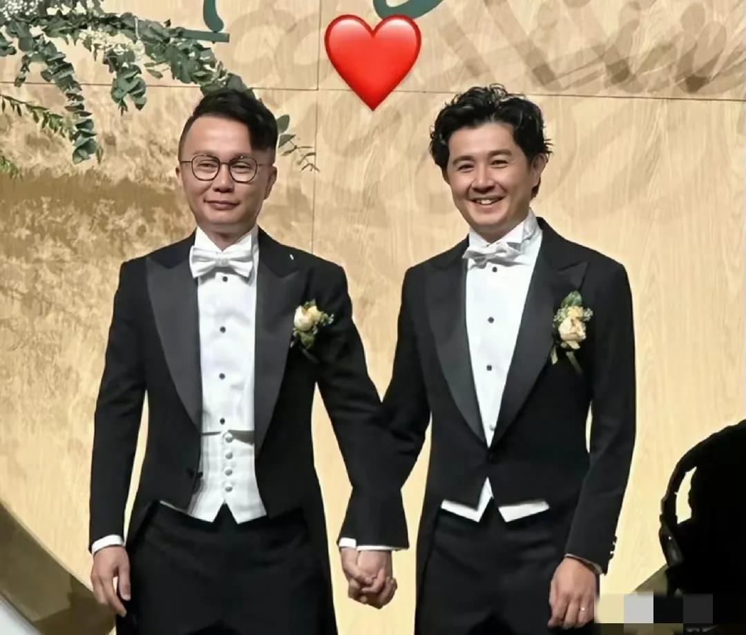 Another well-known Hong Kong musician comes out as gay. Eason Chan sent ...
