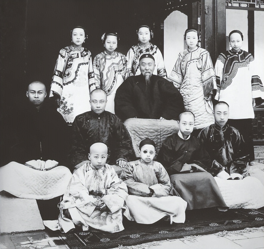 When Li Hongzhang visited the United States for the first time in 1896 ...