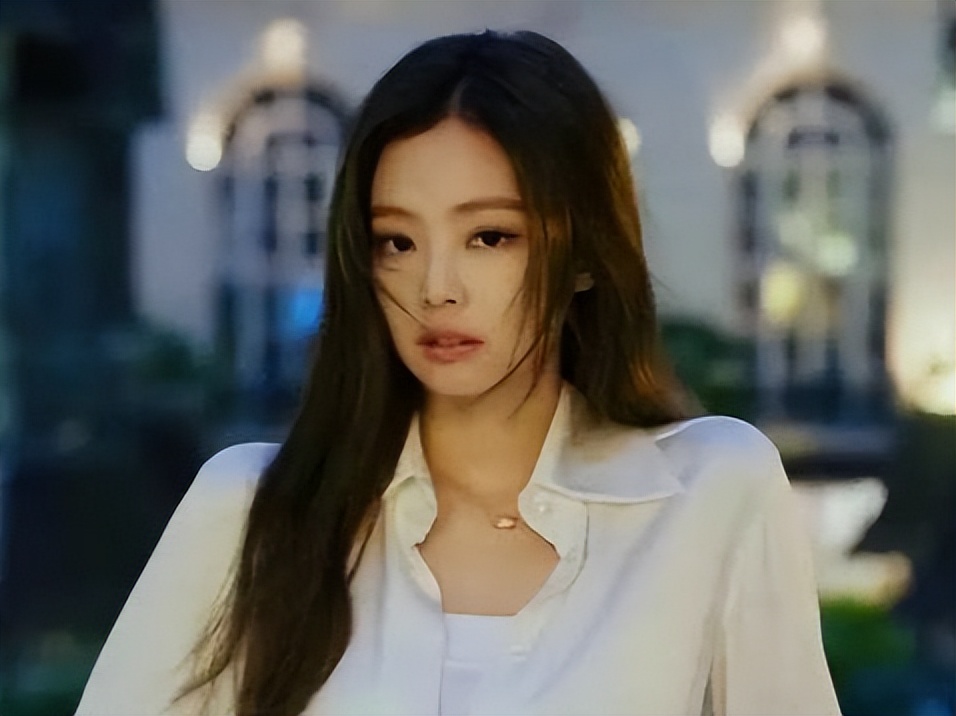 Follow-up: Jennie's high-profile show of affection, the man's fans were ...