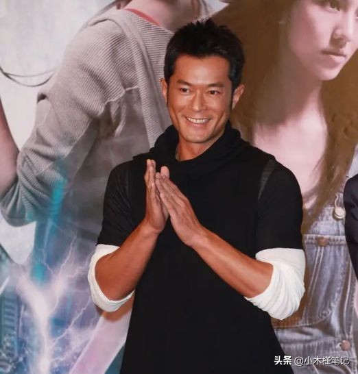 Louis Koo was revealed to be in love with a female fan. After five ...