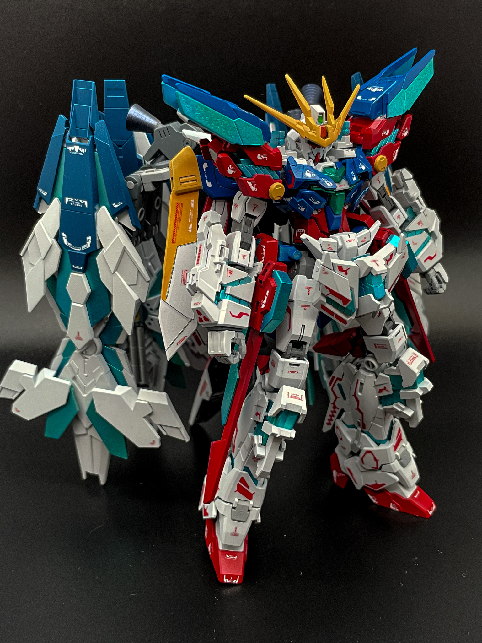 Core Gundam, Flying Wing Gundam, Flying Wing Gundam Model Three-in-One ...