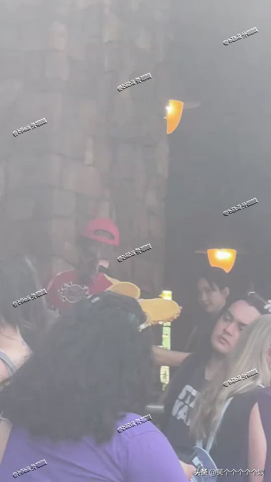 Netizens who went to Disneyland after watching the aespa concert ...