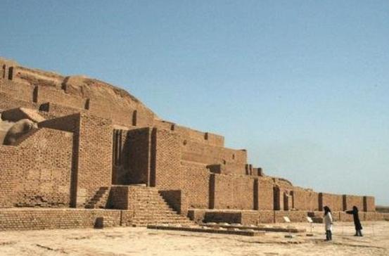 What impact did Uruk have on later life? In what ways is its legacy ...