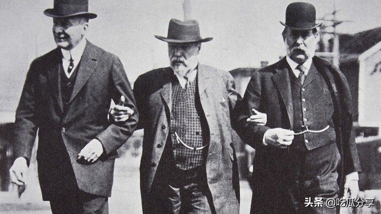 How the Gilded Age got its name BY ALICE MINIUM - iNEWS