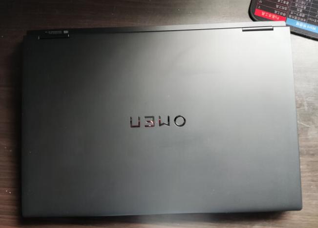 The chin of HP (HP) OMEN Shadow Elf 9 is the ugliest chin I have ever ...