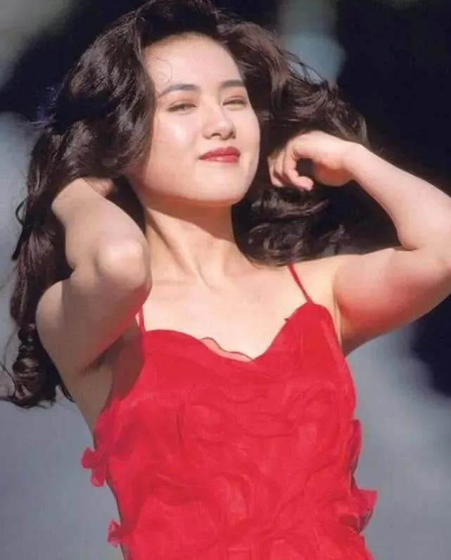 A generation of stunner Li Lizhen has a chaotic love history, and now ...