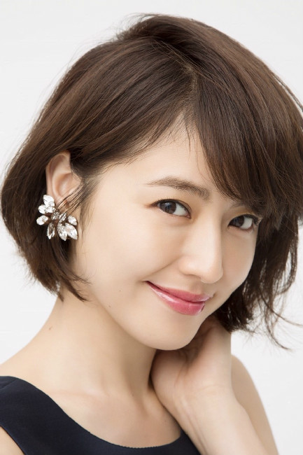 The top 10 Japanese female stars with the best smiles, Yui Aragaki and ...