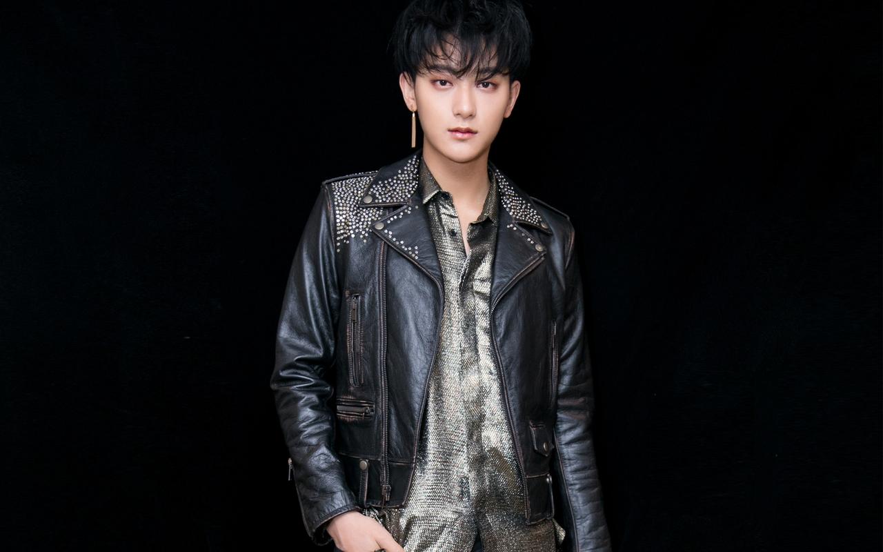 Entertainment Comments: Xiao Zhan, Di Lieba, Zeng Shunxi, Huang Zitao, Hawick Lau, Guo Jingfei ...