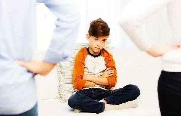 How to cleverly criticize children? - iNEWS