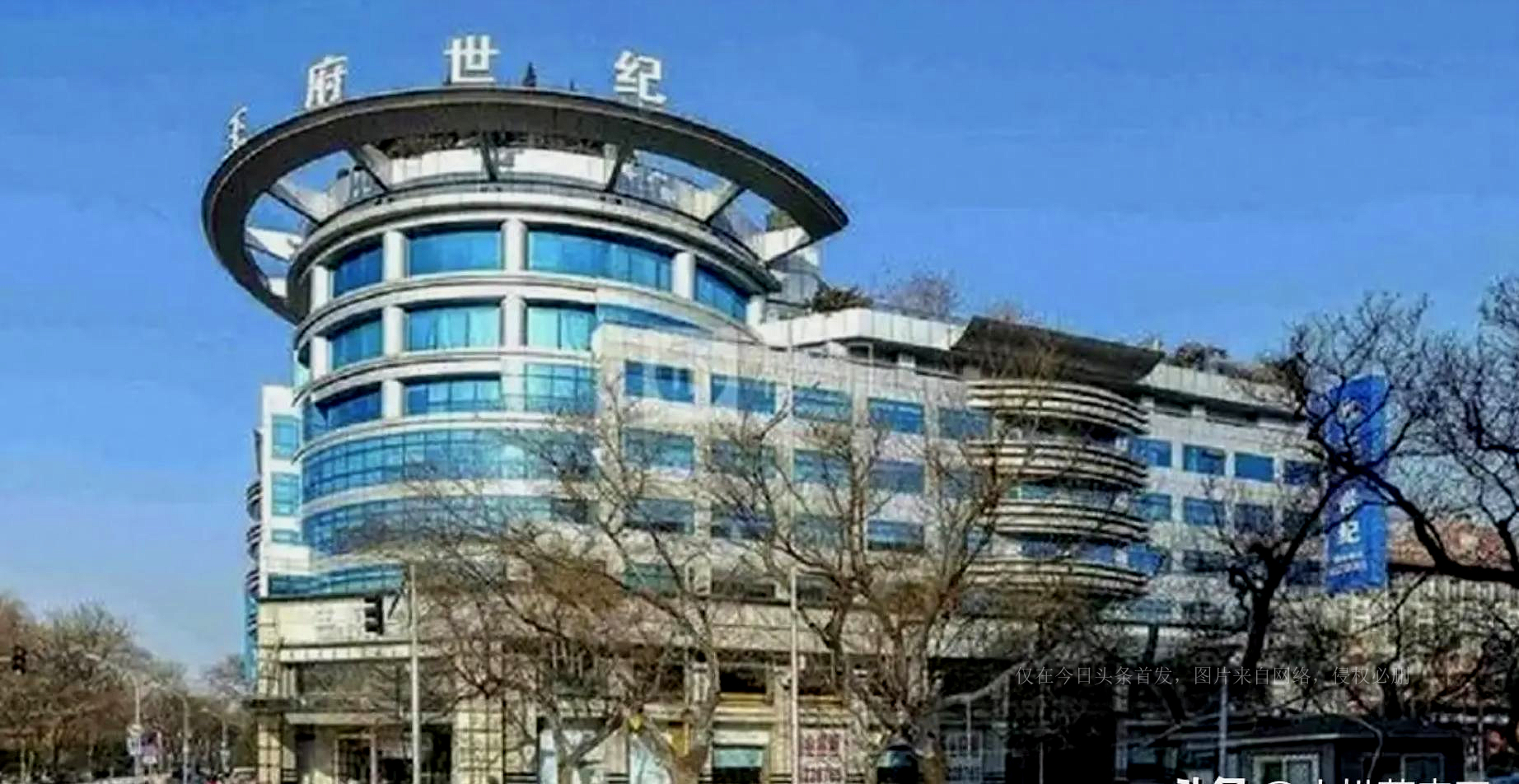 Wang Shuo, the "evil young man in Beijing", pointed a gun at Liu Tao's ...