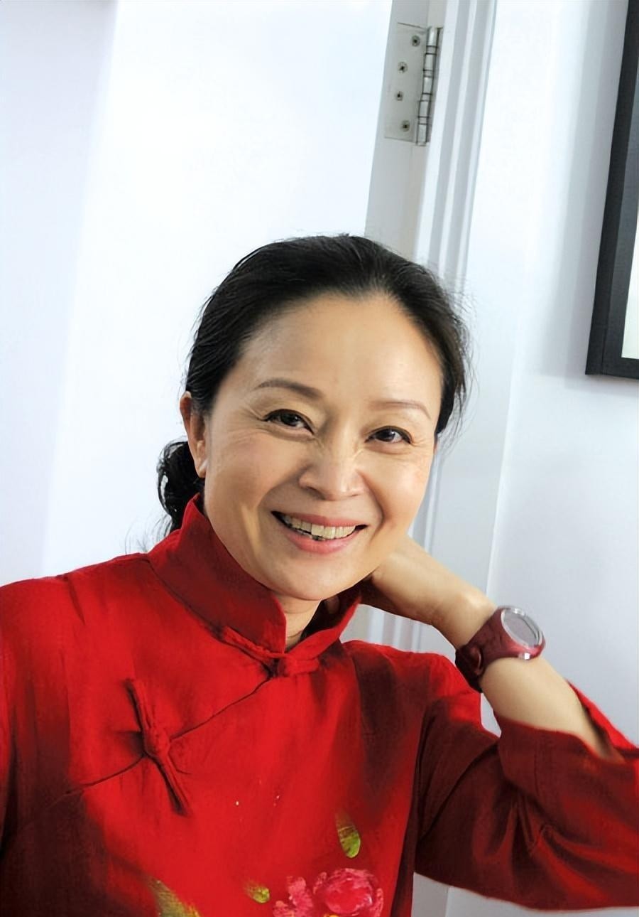 Liu Lili: Have a safe journey. Life at 65 is bound to be mundane. Your ...