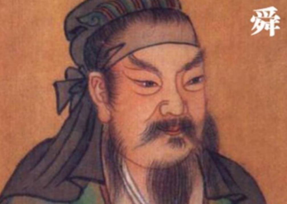 What is "double pupil"?There are 8 people with this kind of eyes in ...