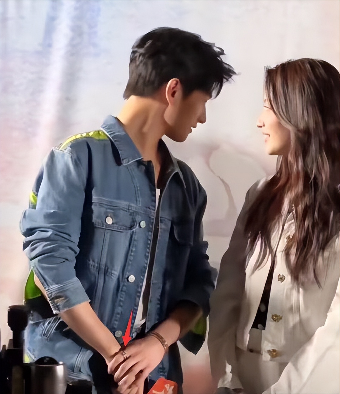 Yang Yang and Wang Churan are in the same frame for the first time ...