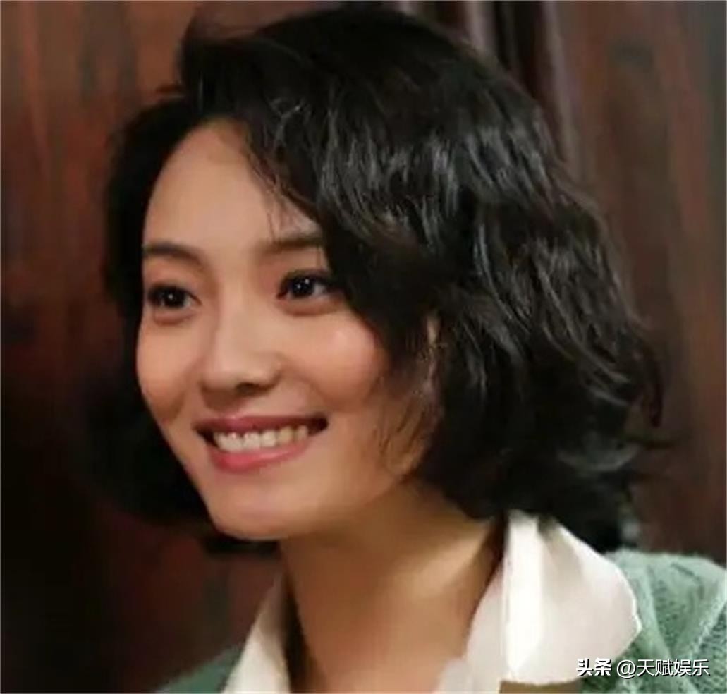 Look at the photo of film and television actress Lin Yuan in the 38 ...