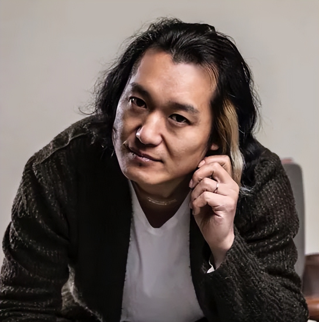 Chinese hand-painted artist Chen Hongwei - iMedia