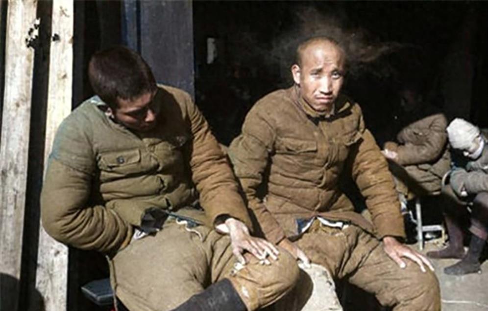 Colored old photos of captured Japanese soldiers during the Changde ...