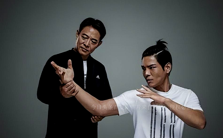 Jet Li's eldest daughter took a photo to celebrate her father's ...