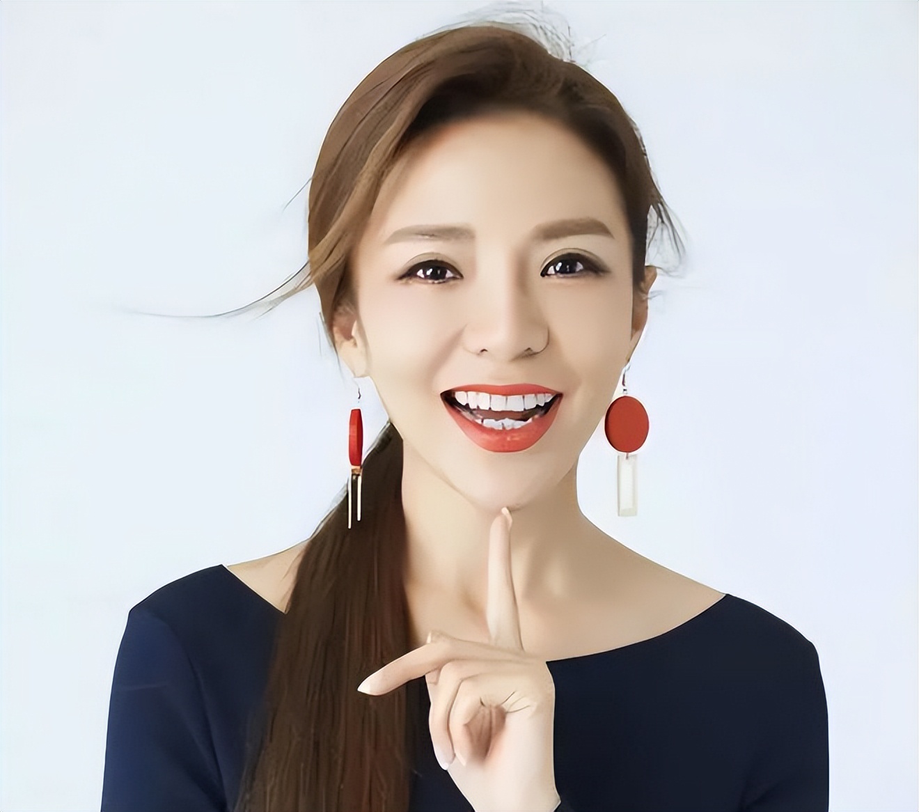 7 hosts of CCTV suffered from cancer, 6 of them left forever, why only Zhu Xun succeeded in ...