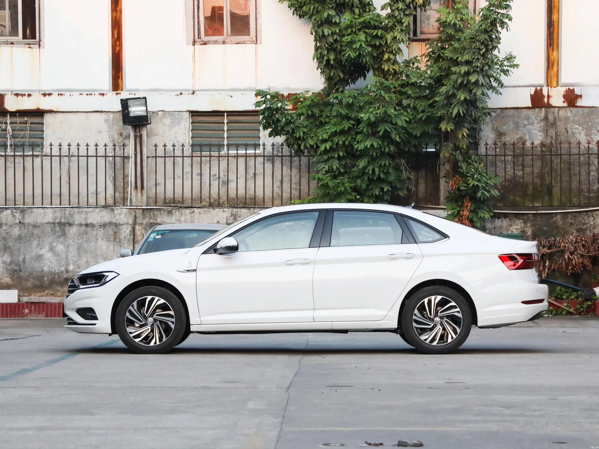 Sagitar 2022 280TSI DSG Beyond Edition - iNEWS