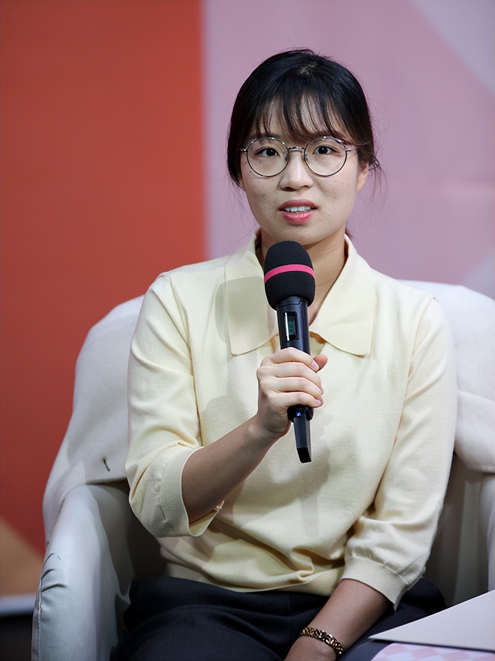 Dimensionality reduction strike!Cui Jingfan Dai, who came out of the ...