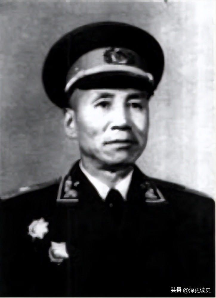 After the Southern Anhui Incident, he led an uprising and was awarded ...