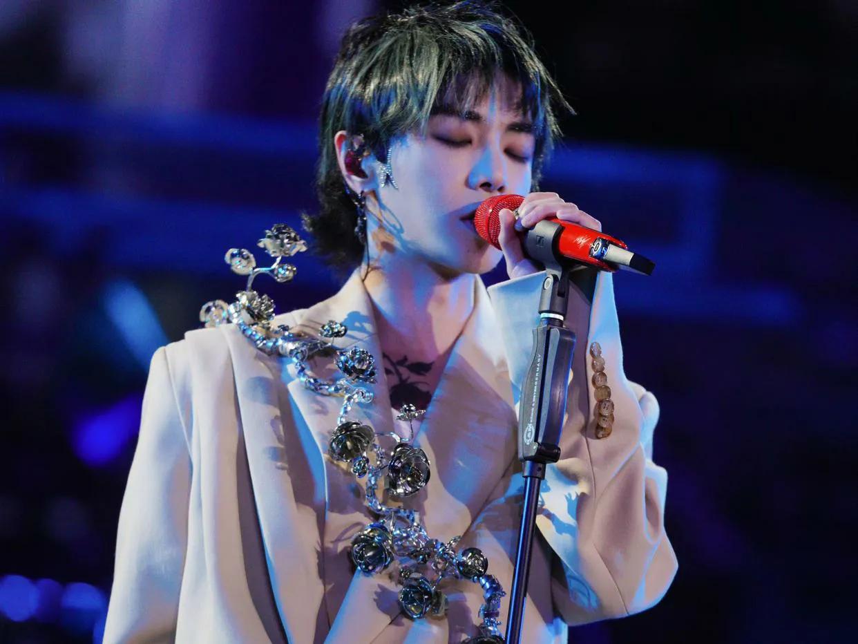 Hua Chenyu is just an ordinary singer - iMedia
